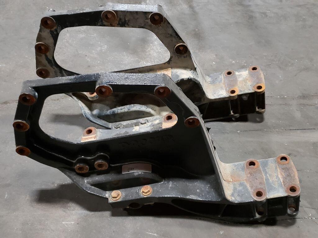 KENWORTH T880 Spring Hanger OEM# B11-1026 in SPOKANE, WA #2628