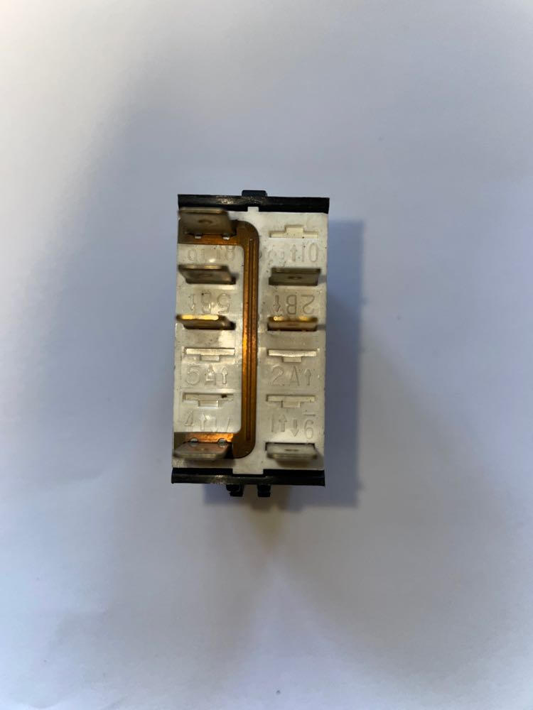 KENWORTH Misc Electrical Switch OEM# P27104016 in Dorr, MI #786-10068