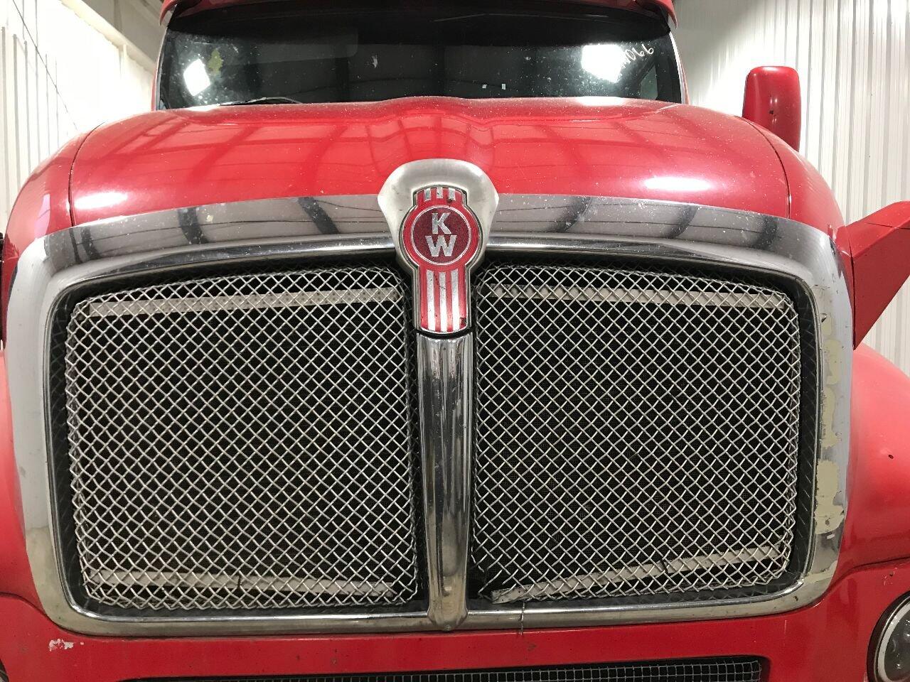Kenworth T2000 Grille in Winamac, IN #24821162