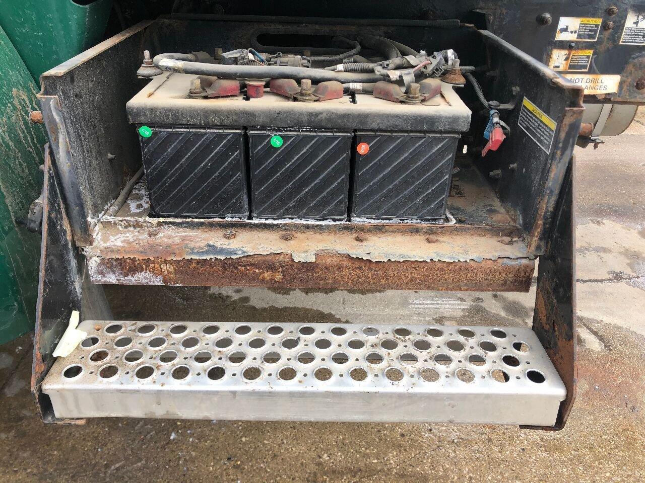 Kenworth T300 Battery Box in Spencer, IA #24857083