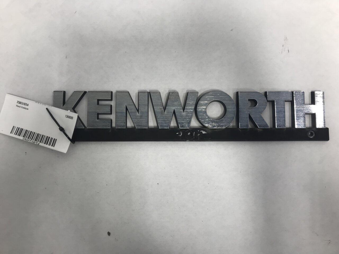 Kenworth T800 Hood OEM# K281-1348 in Spencer, IA #25032034