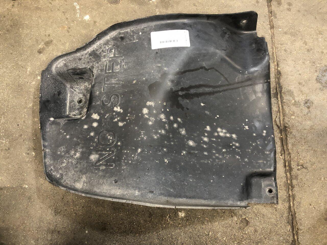 Kenworth W990 Fender in Spencer, IA #25084503