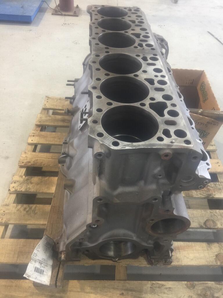 MACK AC Cylinder Block in DEFUNIAK SPRINGS, FL #13395