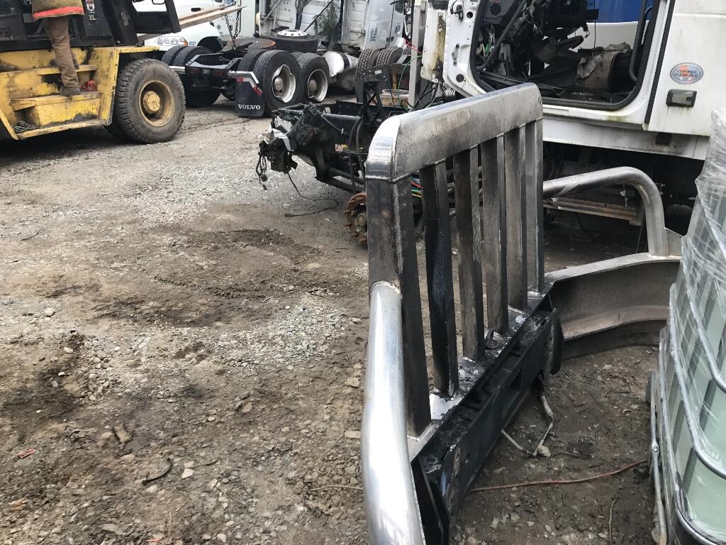 MACK CH613 Bumper Assembly, Front in Abbotsford, BRITISH COLUMBIA #1298