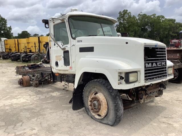 MACK CH613 Door Assembly, Front in Porter, TX #342