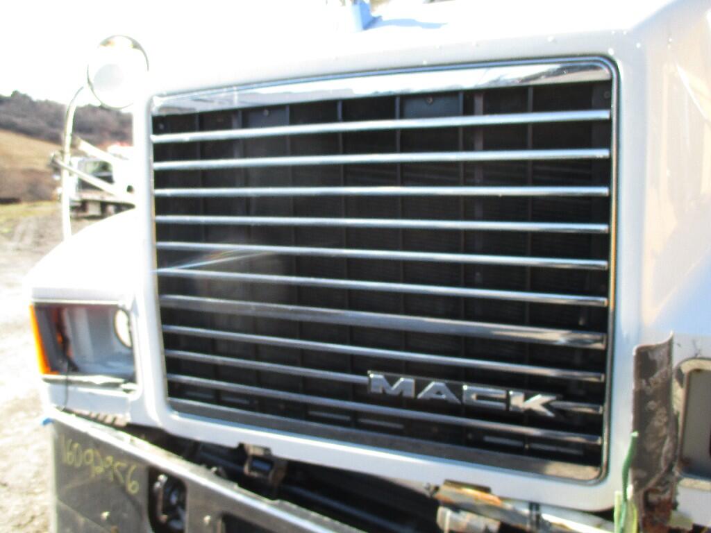Mack Truck Front Grill