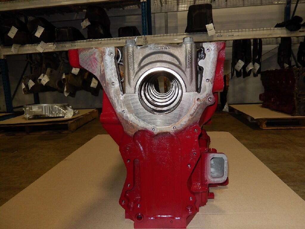 MACK MP7 CYLINDER BLOCK in Lansing, IL #1298029