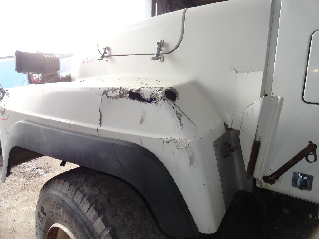 MACK RD688S Hood in DES MOINES, IA #18867