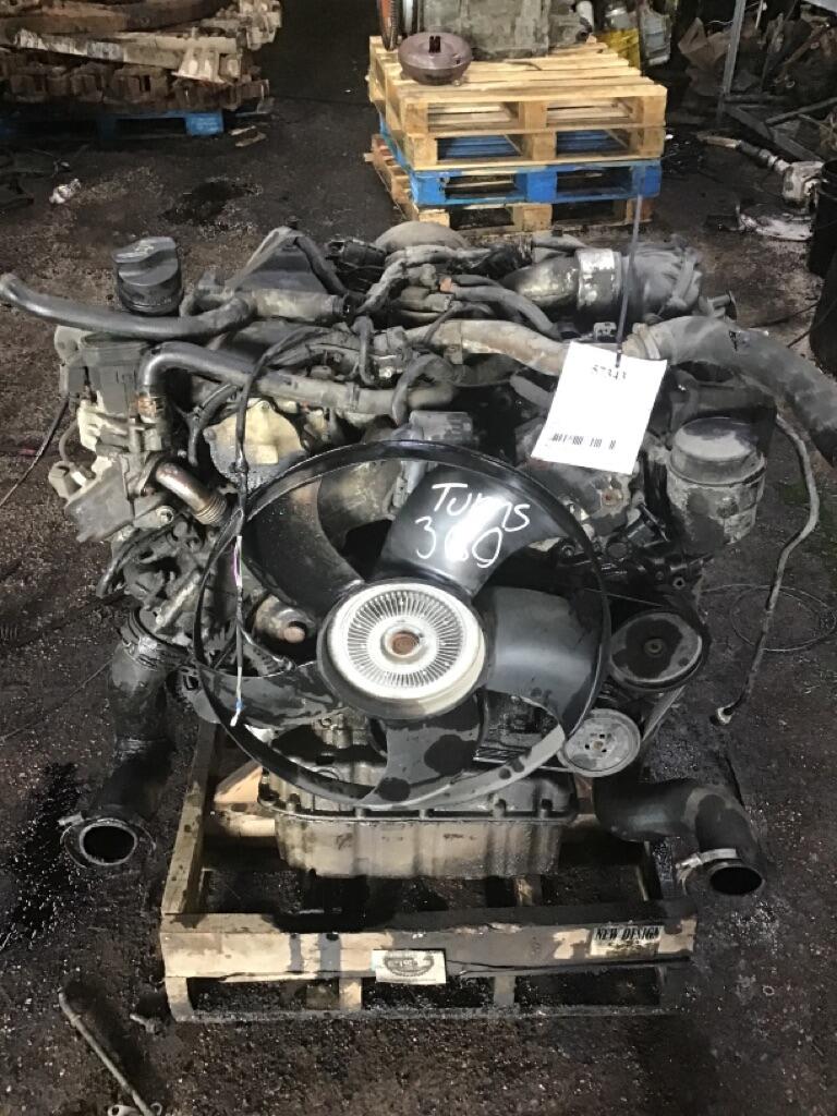 MERCEDES OM647 Engine Assembly in CHICAGO HEIGHTS, IL #57343