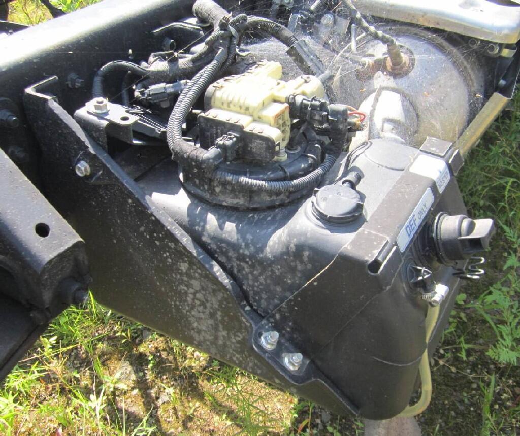 MITSUBISHI FUSO FE160 DPF (Diesel Particulate Filter) in Enfield, CT #4963