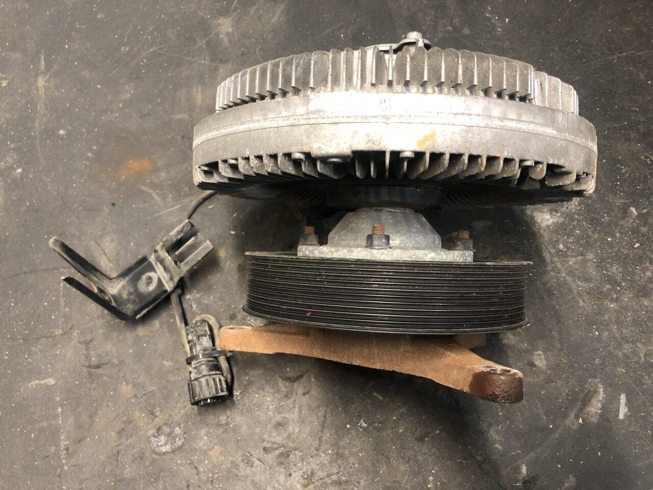 Mack MP8 Fan Clutch in Spencer, IA #24942687