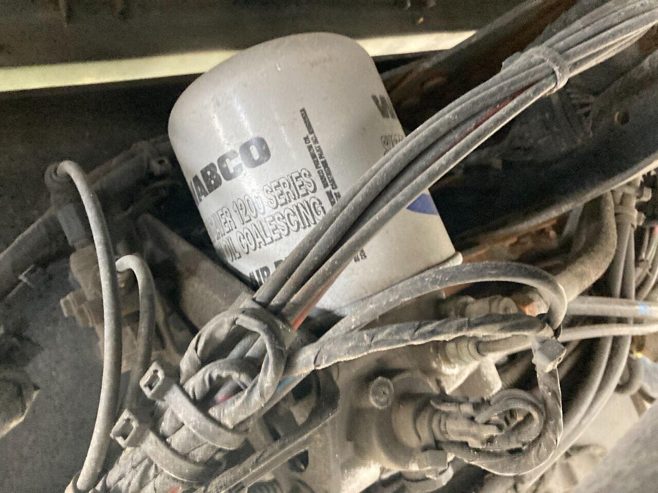 Meritor R955300 Air Dryer in Kansas City, MO #25183299