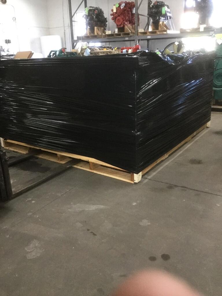 PETERBILT 335 HOOD OEM# L29-6027-101 in Easton, MD #H05F0782