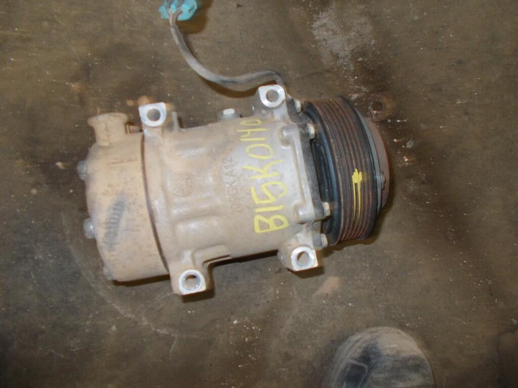 PETERBILT 367 AIR CONDITIONER COMPRESSOR OEM# 003635003170U4376 in ...