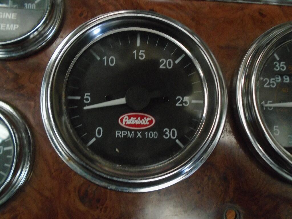 PETERBILT 379_Q43-6011-003 Tachometer in Alamo, Texas #111825