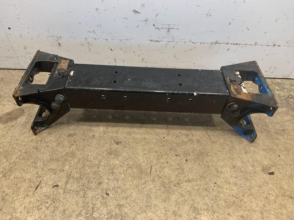 PETERBILT 379 Frame Crossmember in Dorr, MI #648-10519