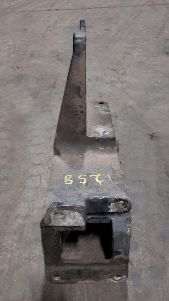 PETERBILT 379 Spring Hanger OEM# 02-03115R in SPOKANE, WA #2648