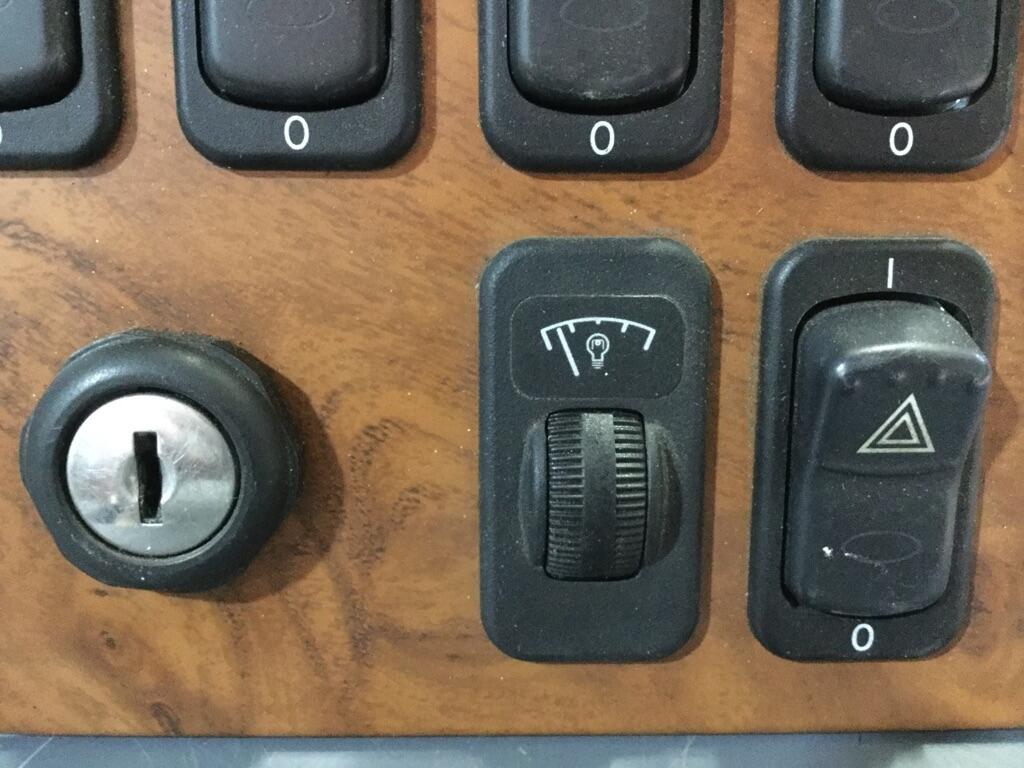 PETERBILT 386 Ignition Switch OEM# S64-6015-260 in UMATILLA, OR #S64 ...