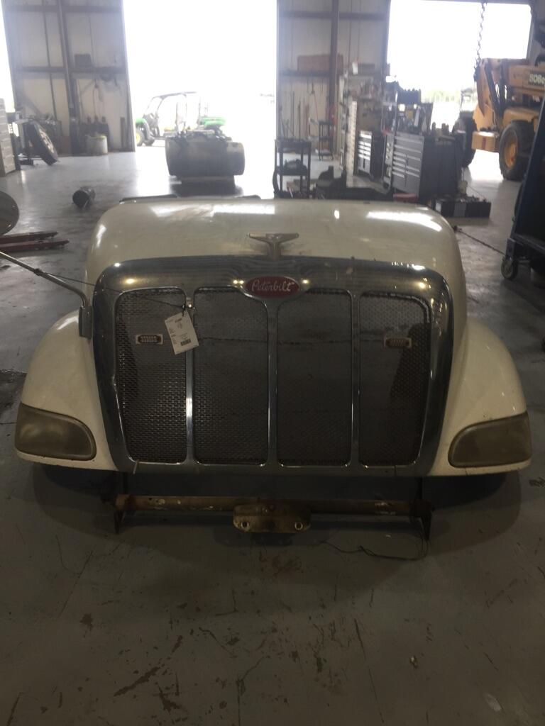 PETERBILT 387 Hood in DEFUNIAK SPRINGS, FL #16409