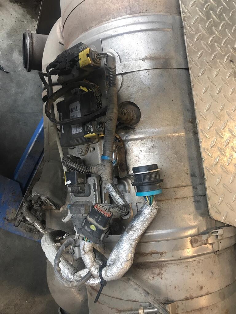 PETERBILT 388 DPF(Diesel Particulate Filter) in Abbotsford, BRITISH ...