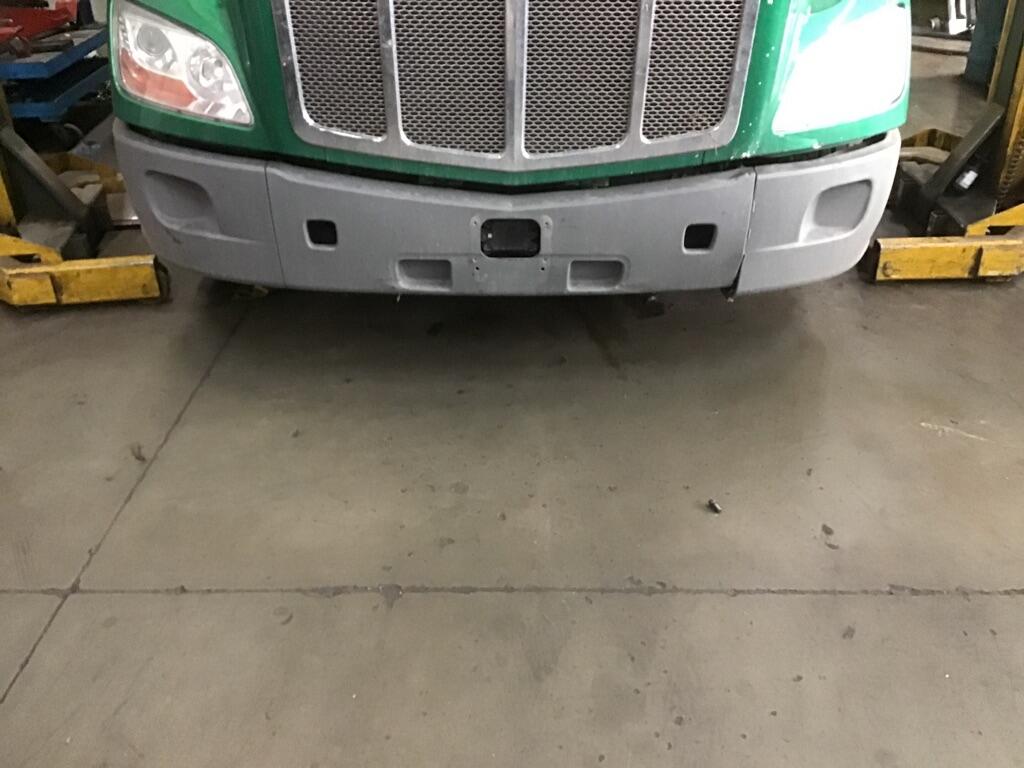 PETERBILT 579 BUMPER ASSEMBLY, FRONT in Henderson, CO #2064333