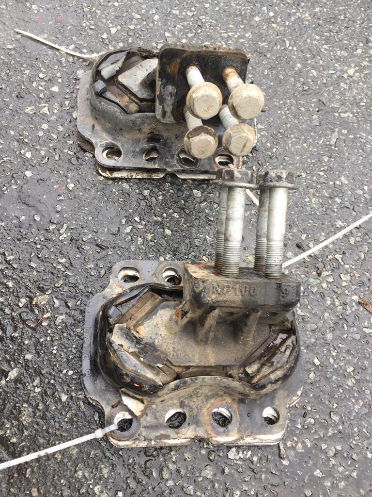 PETERBILT 579 Engine Mounts in Abbotsford, BRITISH COLUMBIA #26334
