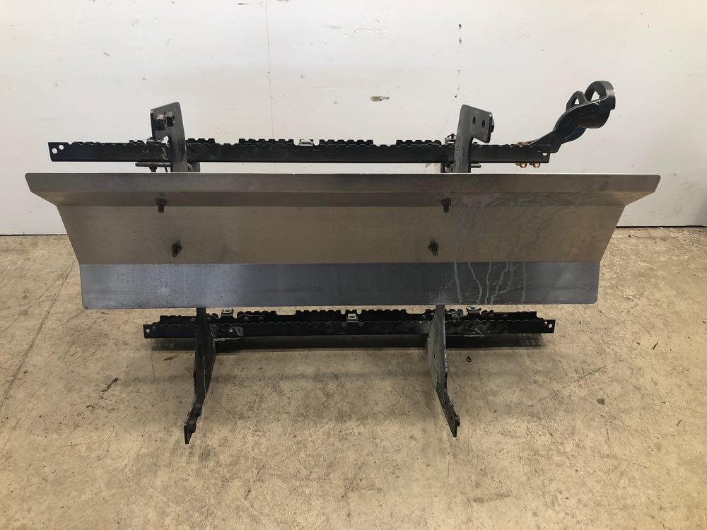 PETERBILT 579 Frame Bracket in Dorr, MI #753-10022