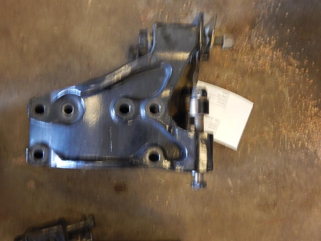 PETERBILT 579 Spring Hanger Bracket OEM# 10036596 in Holland, MI #42169