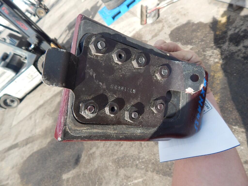 PETERBILT Exhaust Bracket OEM# R20-6015 in Holland, MI #47285