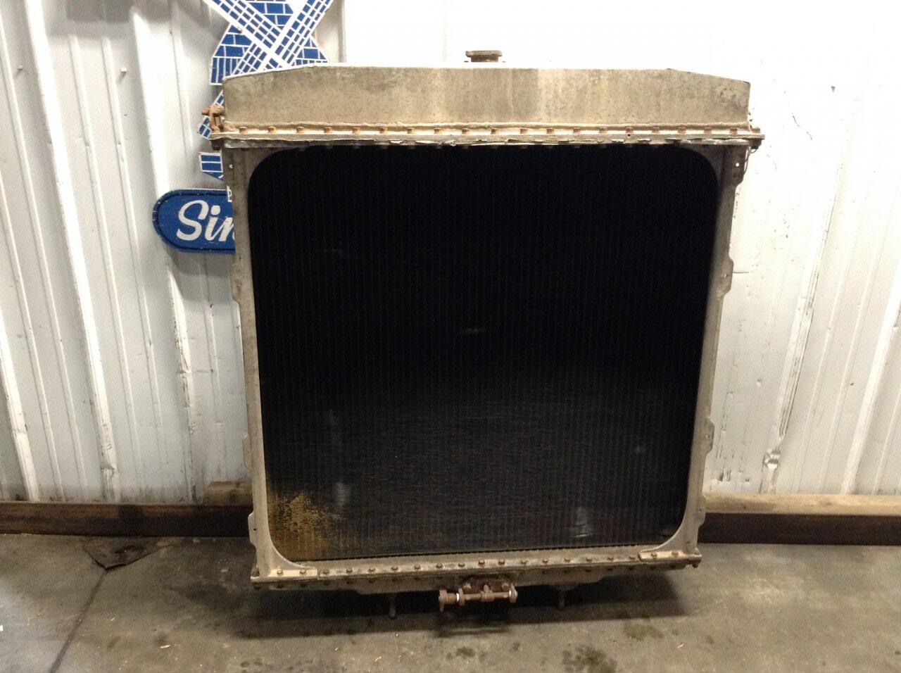 Peterbilt 359 Radiator in Spencer, IA #24730925