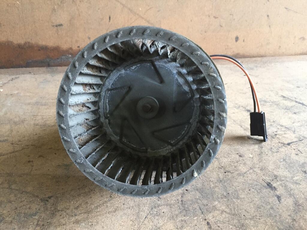 Peterbilt 379 Blower Motor (HVAC) in Abbotsford, BRITISH COLUMBIA #23336