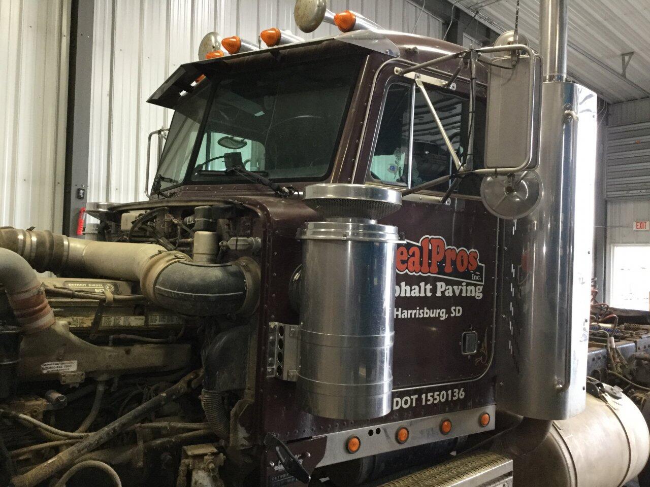 Peterbilt 379 Cab Assembly in Sioux Falls, SD #24691871