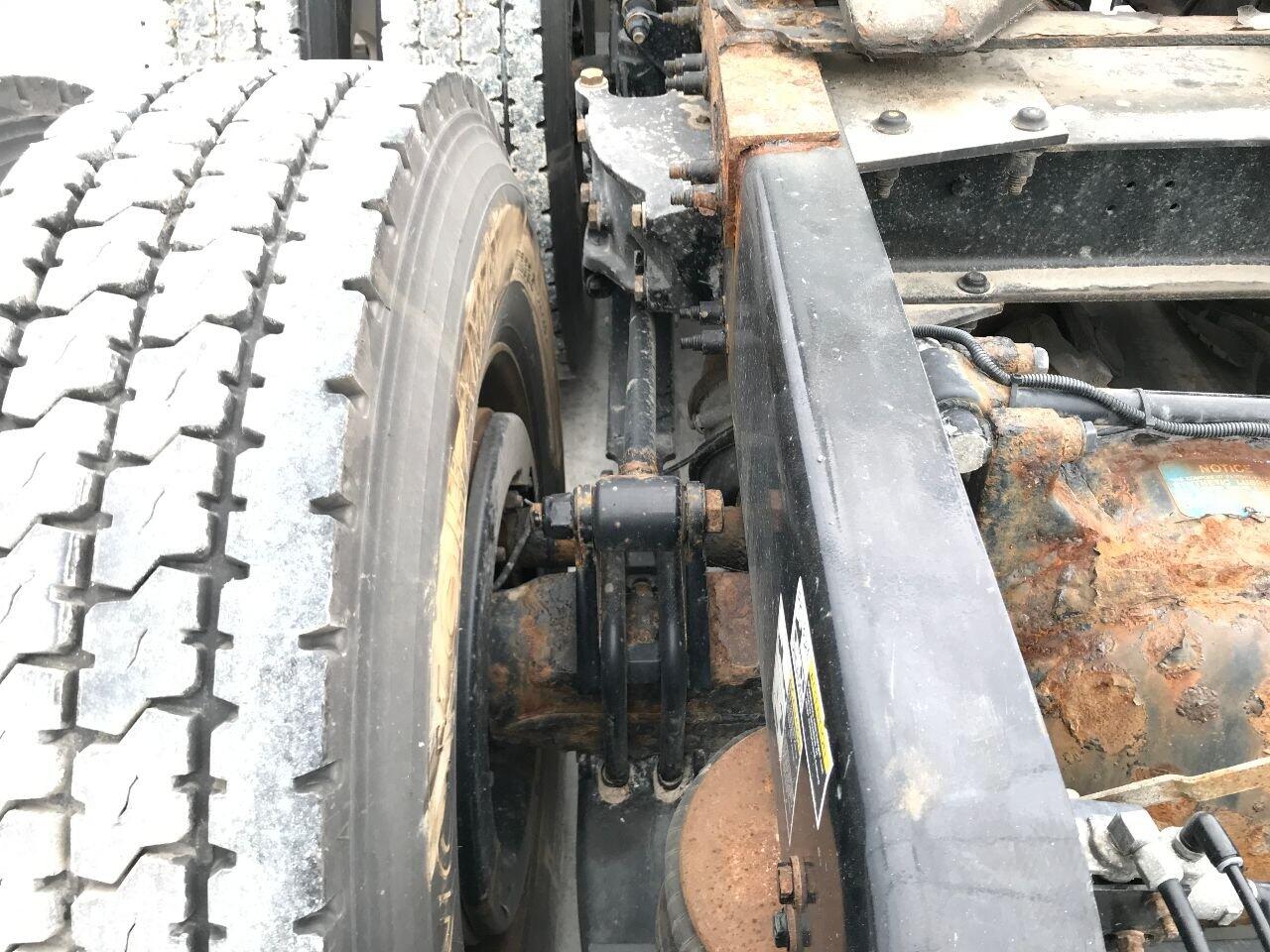 Peterbilt FLEX AIR Suspension in Council Bluffs, IA #24900004