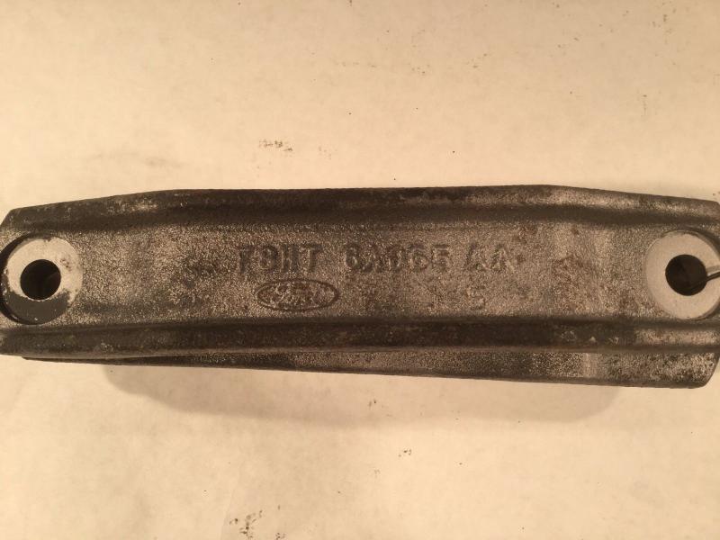 STERLING A9513 Engine Mounts in Detroit, MI #A20-747C