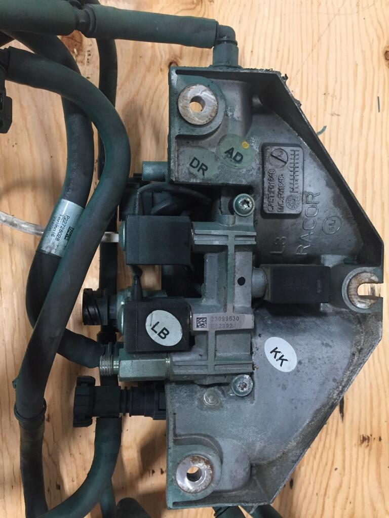 VOLVO D13 SCR Engine Parts, Misc. OEM# 23099630 in Abbotsford, BRITISH ...