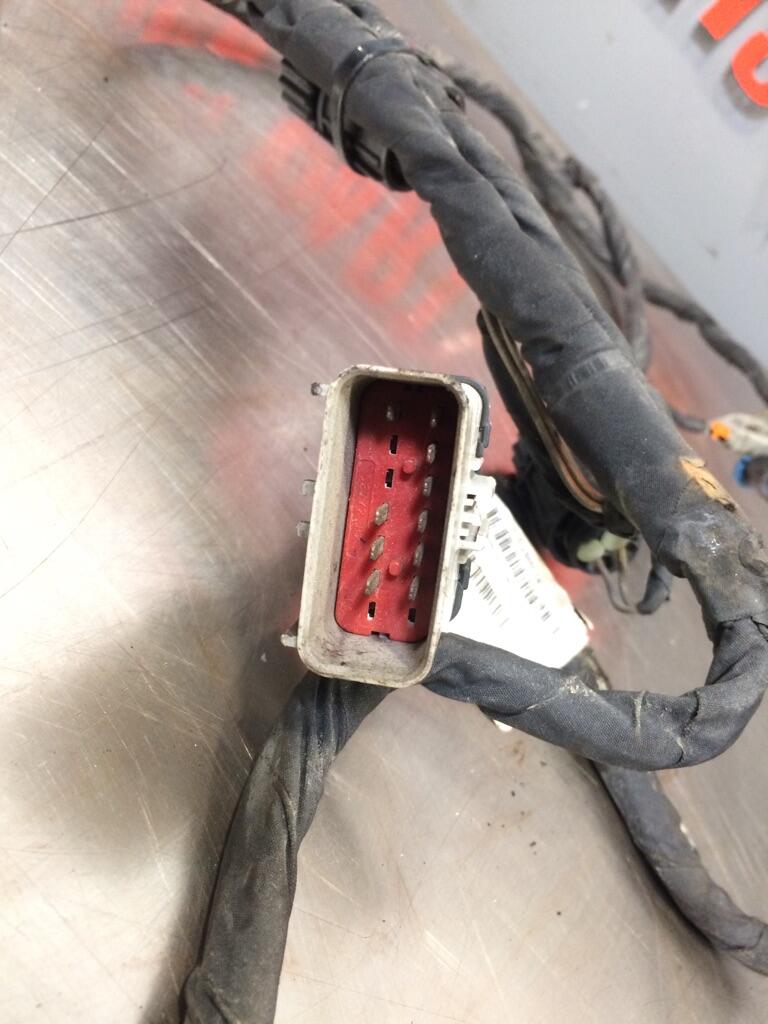 VOLVO VNL630 Engine Wiring Harness OEM# 21765055 in Abbotsford, BRITISH ...