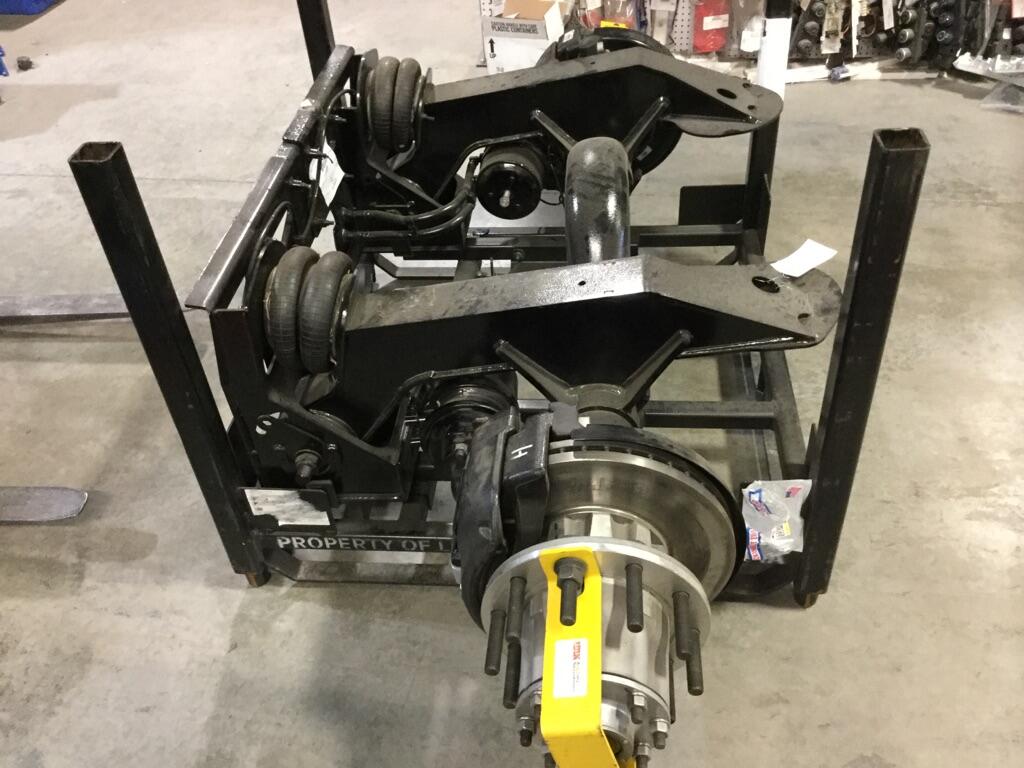 VOLVO Tag Axle OEM# 8A000853 in UMATILLA, OR #19972