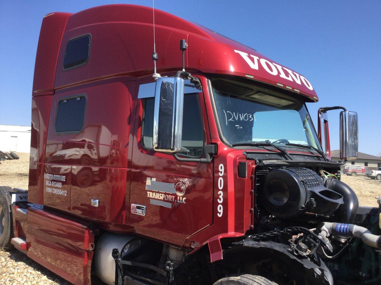 Volvo VNL Cab Assembly in Spencer, IA #24662901