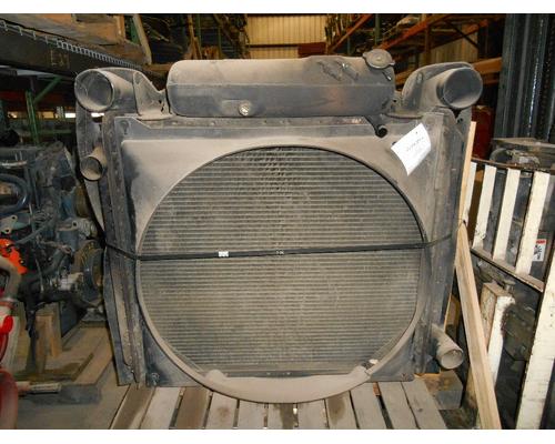 FREIGHTLINER FLD120 Radiator in Douglas, GA #16763