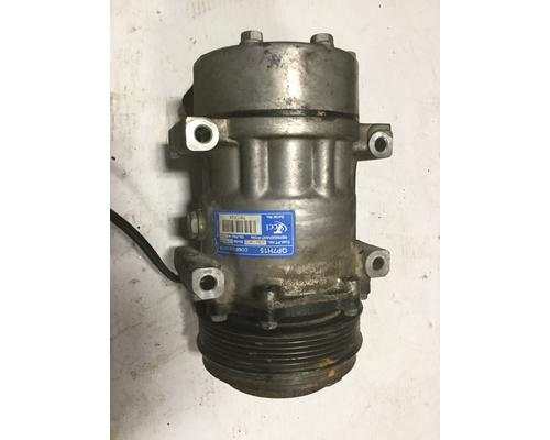 INTERNATIONAL Air Conditioner Compressor OEM# 4054729C2 in Abbotsford ...