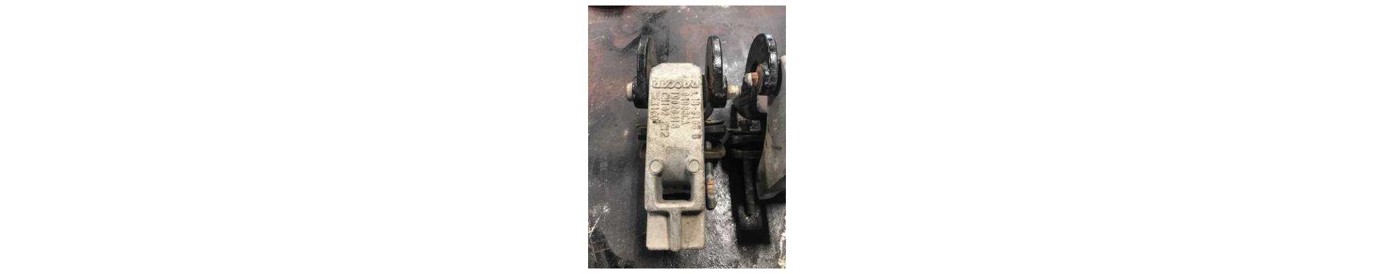 KENWORTH T680 Hood Hinge OEM# L48-6108 B in Abbotsford, BRITISH ...