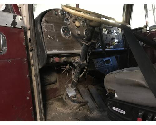 Peterbilt 359 Dash Assembly in Kansas City, MO #24862338