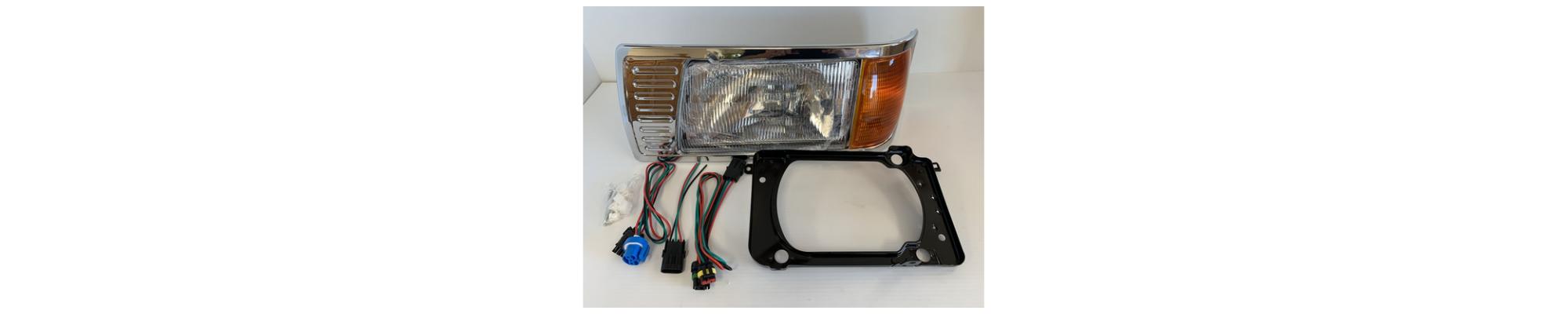 Peterbilt 377 Headlamp Assembly in Spencer, IA #PET 34474