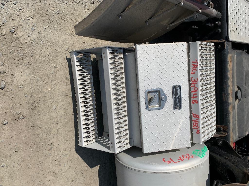 Used 2014 FREIGHTLINER CASCADIA Tool Box for sale | Umatilla Oregon ...